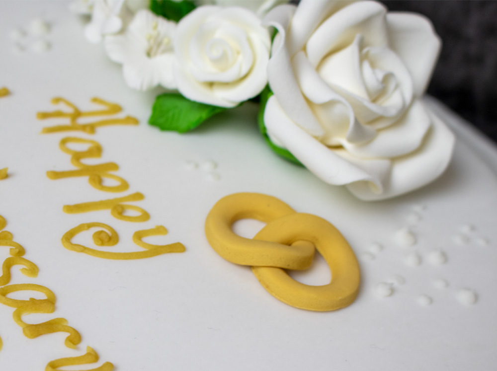 Happy Anniversary Cake - Maypole