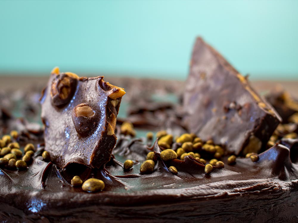 Bacio Cake - Maypole